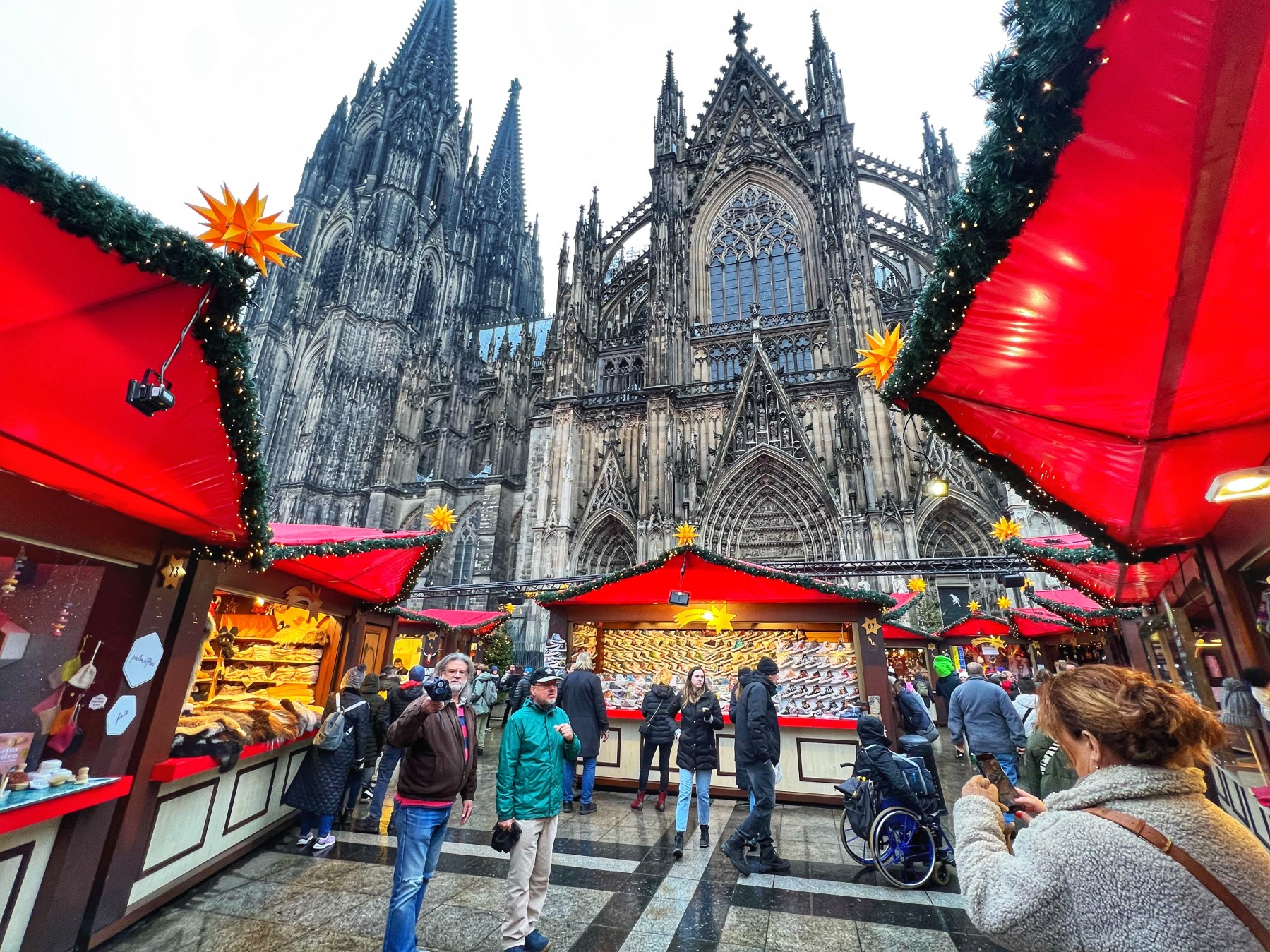 COLOGNE CHRISTMAS MARKETS