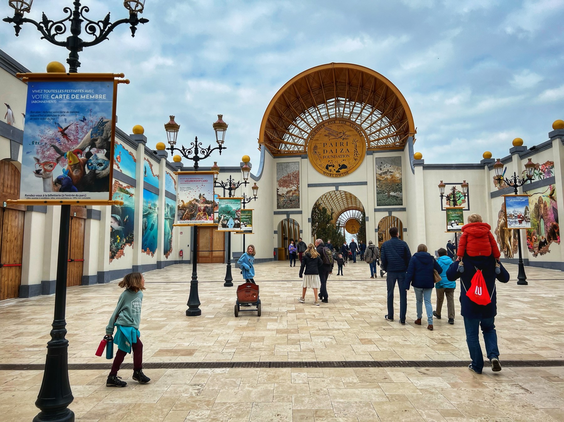 GUIDE TO PAIRI DAIZA ZOO IN BELGIUM